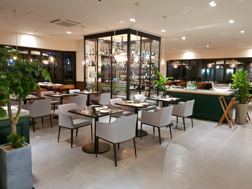 FOURNews | Tae Hwan Ryu launches ‘Rooftop by Ryunique’ in Seoul | FOUR ...