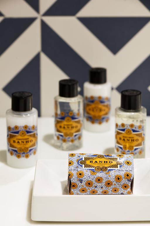 FOUR Magazine | 130291926