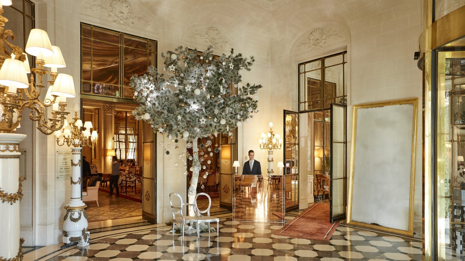 Festive Season Delights at Le Meurice | FOUR Magazine