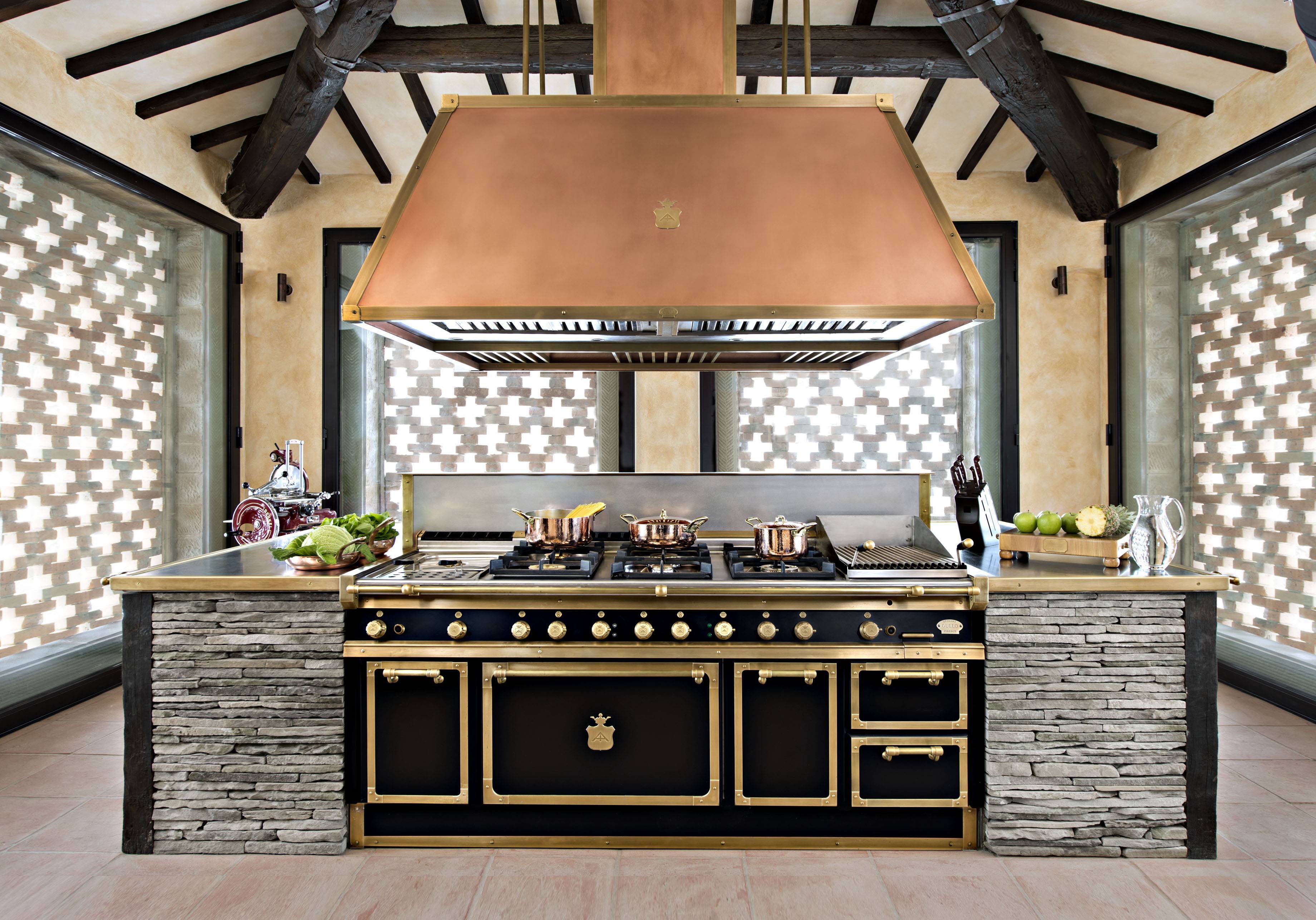 Officine Gullo: Kitchens Tailored to Your Taste | FOUR Magazine